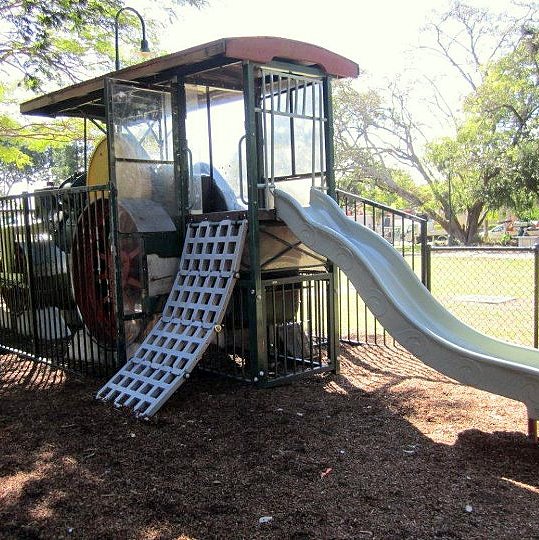 Oriel Park in Ascot | Playground under the trees - Brisbane Kids