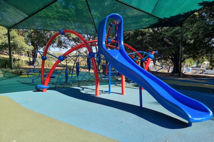 Victoria Point Playground | WH Yeo Park - Brisbane Kids