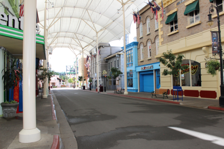 Review of Warner Bros Movie World - Hollywood on the Gold Coast ...